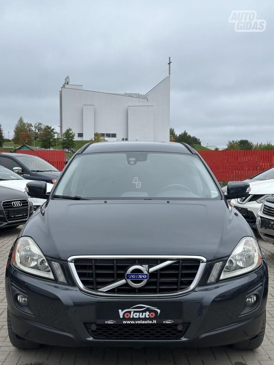Melns Volvo XC60 2009 Pabradė, ar dzinēja tilpumu 2.40 L un nobraukumu 268 tūkst. km par 7950 €, foto 3 vietnē AUTOMOTO.COM.LV