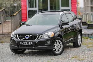 Melns Volvo XC60 2009 Rīga, ar dzinēja tilpumu 2.40 L un nobraukumu 289 tūkst. km par 6990 €, foto 1 vietnē AUTOMOTO.COM.LV