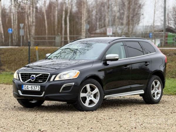 Melns Volvo XC60 2010 Jelgava, ar dzinēja tilpumu 2.40 L un nobraukumu 0 tūkst. km par 9400 €, foto 1 vietnē AUTOMOTO.COM.LV