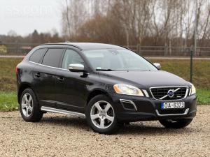 Melns Volvo XC60 2010 Jelgava, ar dzinēja tilpumu 2.40 L un nobraukumu 0 tūkst. km par 9400 €, foto 3 vietnē AUTOMOTO.COM.LV
