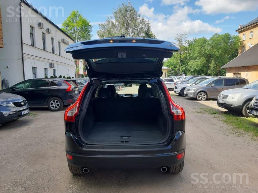 Black Volvo XC60 2010 in Daugavpils, with an engine capacity of 2.40 L and mileage of 0 thousand km for 9550 €, photo 21 on AUTOMOTO.COM.LV