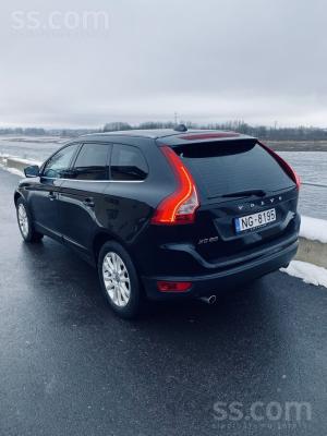 Melns Volvo XC60 2010 Jēkabpils, ar dzinēja tilpumu 2.40 L un nobraukumu 220 tūkst. km par 7300 €, foto 8 vietnē AUTOMOTO.COM.LV