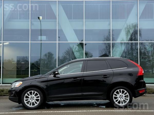Melns Volvo XC60 2010 Rēzekne, ar dzinēja tilpumu 2.40 L un nobraukumu 269 tūkst. km par 8590 €, foto 6 vietnē AUTOMOTO.COM.LV
