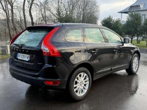 Black Volvo XC60 2010 in Taurage, with an engine capacity of 2.40 L and mileage of 313 thousand km for 6500 €, photo 5 on AUTOMOTO.COM.LV