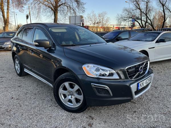 Black Volvo XC60 2010 in Riga, with an engine capacity of 2.00 L and mileage of 0 thousand km for 6490 €, photo 2 on AUTOMOTO.COM.LV