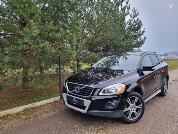 Black Volvo XC60 2010 in Kaunas, with an engine capacity of 2.40 L and mileage of 241 thousand km for 7390 €, photo 1 on AUTOMOTO.COM.LV