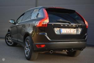 Melns Volvo XC60 2010 Klaipėda, ar dzinēja tilpumu 2.40 L un nobraukumu 320 tūkst. km par 8450 €, foto 4 vietnē AUTOMOTO.COM.LV