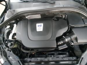 Melns Volvo XC60 2010 Tartu, ar dzinēja tilpumu 2.40 L un nobraukumu 173 tūkst. km par 11190 €, foto 10 vietnē AUTOMOTO.COM.LV