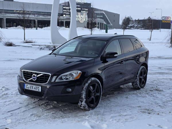 Melns Volvo XC60 2010 Viļņa, ar dzinēja tilpumu 2.40 L un nobraukumu 275 tūkst. km par 8600 €, foto 4 vietnē AUTOMOTO.COM.LV