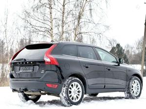 Melns Volvo XC60 2010 Šauļi, ar dzinēja tilpumu 2.40 L un nobraukumu 273 tūkst. km par 9450 €, foto 4 vietnē AUTOMOTO.COM.LV