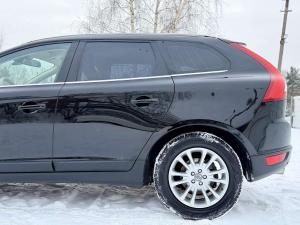 Melns Volvo XC60 2010 Šauļi, ar dzinēja tilpumu 2.40 L un nobraukumu 273 tūkst. km par 9450 €, foto 12 vietnē AUTOMOTO.COM.LV