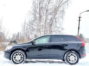 Melns Volvo XC60 2010 Šauļi, ar dzinēja tilpumu 2.40 L un nobraukumu 273 tūkst. km par 9450 €, foto 13 vietnē AUTOMOTO.COM.LV