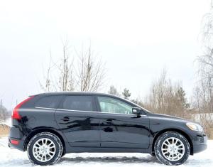 Melns Volvo XC60 2010 Šauļi, ar dzinēja tilpumu 2.40 L un nobraukumu 273 tūkst. km par 9450 €, foto 14 vietnē AUTOMOTO.COM.LV