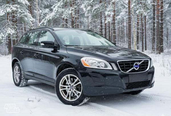 Melns Volvo XC60 2010 Mažeikiai, ar dzinēja tilpumu 2.40 L un nobraukumu 307 tūkst. km par 7750 €, foto 1 vietnē AUTOMOTO.COM.LV