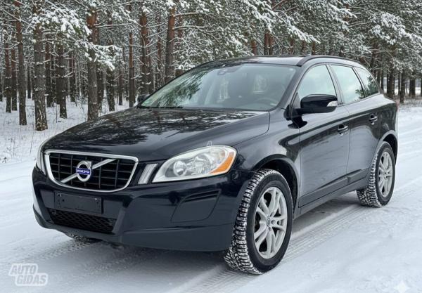 Melns Volvo XC60 2010 Mažeikiai, ar dzinēja tilpumu 2.40 L un nobraukumu 307 tūkst. km par 7750 €, foto 3 vietnē AUTOMOTO.COM.LV