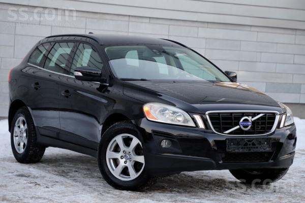 Black Volvo XC60 2010 in Tukums, with an engine capacity of 2.40 L and mileage of 335 thousand km for 7477 €, photo 1 on AUTOMOTO.COM.LV