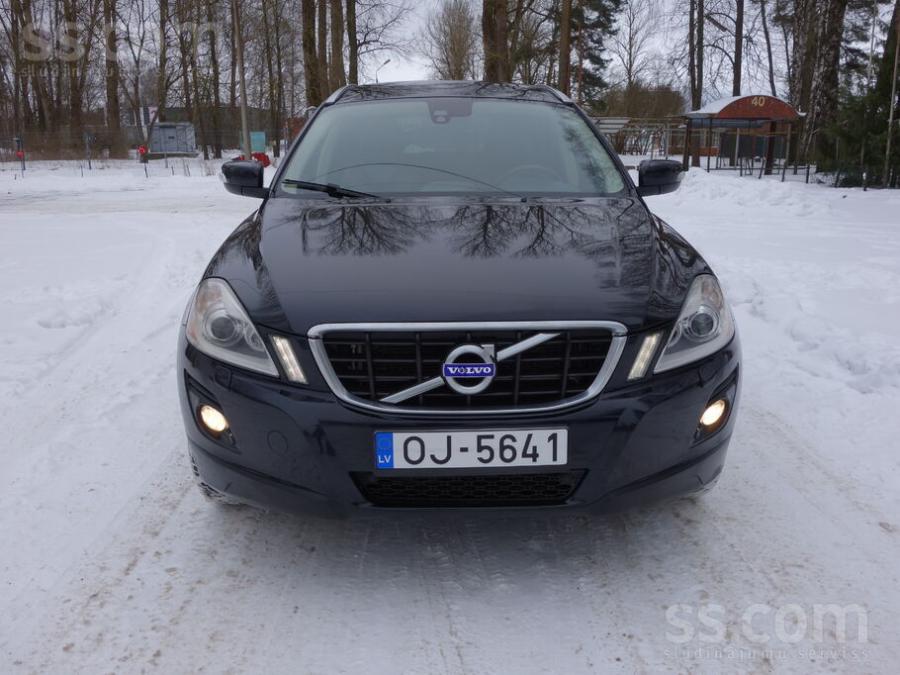 Melns Volvo XC60 2010 Rīga, ar dzinēja tilpumu 2.40 L un nobraukumu 0 tūkst. km par 7850 €, foto 3 vietnē AUTOMOTO.COM.LV