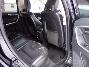 Melns Volvo XC60 2010 Rīga, ar dzinēja tilpumu 2.40 L un nobraukumu 0 tūkst. km par 7850 €, foto 19 vietnē AUTOMOTO.COM.LV