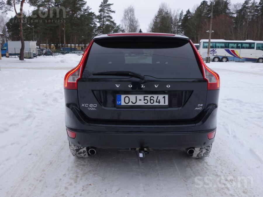 Melns Volvo XC60 2010 Rīga, ar dzinēja tilpumu 2.40 L un nobraukumu 0 tūkst. km par 7850 €, foto 20 vietnē AUTOMOTO.COM.LV