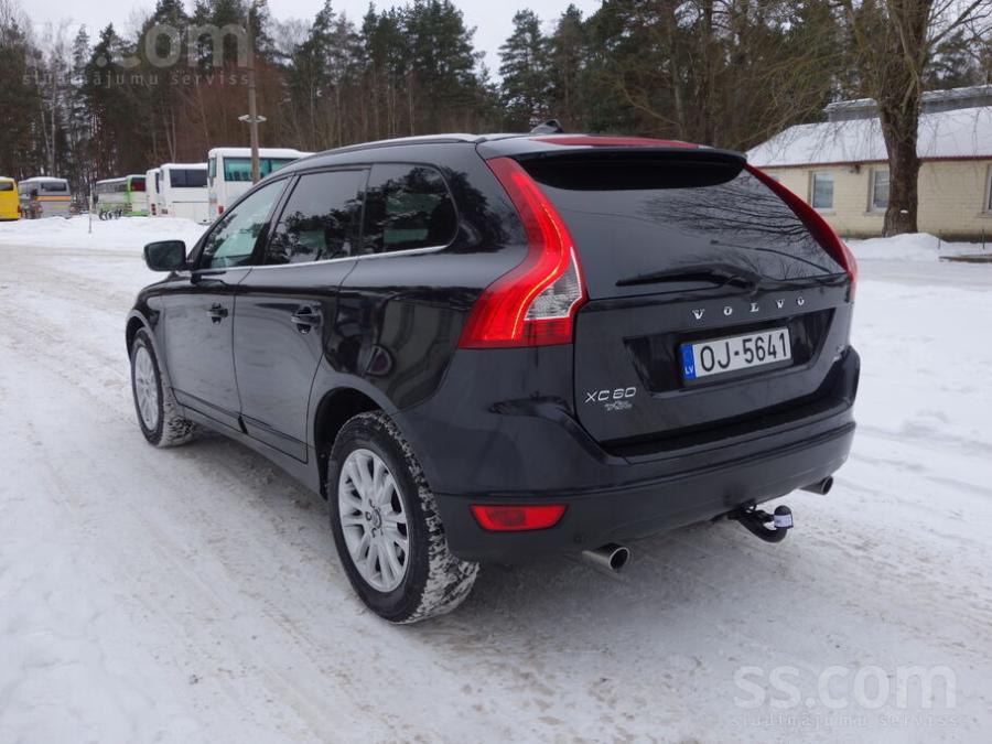 Melns Volvo XC60 2010 Rīga, ar dzinēja tilpumu 2.40 L un nobraukumu 0 tūkst. km par 7850 €, foto 34 vietnē AUTOMOTO.COM.LV