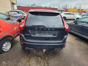 Black Volvo XC60 2010 in Telschi, with an engine capacity of 2.40 L and mileage of 300 thousand km for 5750 €, photo 13 on AUTOMOTO.COM.LV