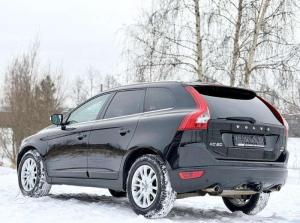 Melns Volvo XC60 2010 Šauļi, ar dzinēja tilpumu 2.40 L un nobraukumu 273 tūkst. km par 9450 €, foto 3 vietnē AUTOMOTO.COM.LV