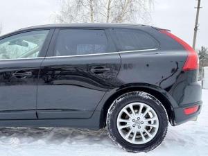 Melns Volvo XC60 2010 Šauļi, ar dzinēja tilpumu 2.40 L un nobraukumu 273 tūkst. km par 9450 €, foto 12 vietnē AUTOMOTO.COM.LV