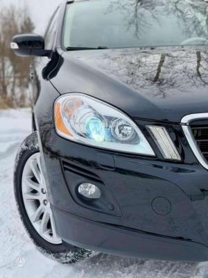 Melns Volvo XC60 2010 Šauļi, ar dzinēja tilpumu 2.40 L un nobraukumu 273 tūkst. km par 9450 €, foto 15 vietnē AUTOMOTO.COM.LV
