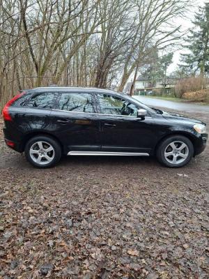 Melns Volvo XC60 2010 Kauņa, ar dzinēja tilpumu 3.19 L un nobraukumu 216 tūkst. km par 6999 €, foto 4 vietnē AUTOMOTO.COM.LV