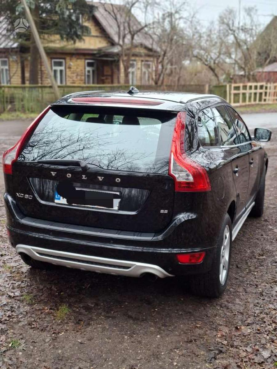 Melns Volvo XC60 2010 Kauņa, ar dzinēja tilpumu 3.19 L un nobraukumu 216 tūkst. km par 6999 €, foto 6 vietnē AUTOMOTO.COM.LV