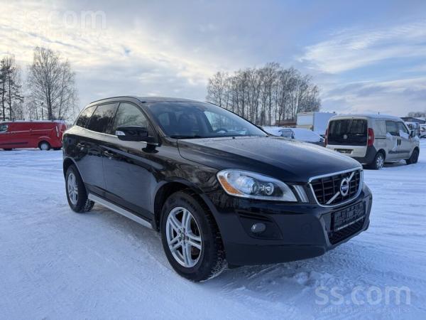 Black Volvo XC60 2010 in Riga, with an engine capacity of 2.40 L and mileage of 263 thousand km for 7480 €, photo 2 on AUTOMOTO.COM.LV