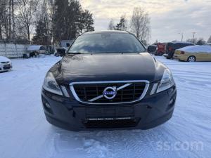 Black Volvo XC60 2010 in Riga, with an engine capacity of 2.40 L and mileage of 263 thousand km for 7480 €, photo 5 on AUTOMOTO.COM.LV