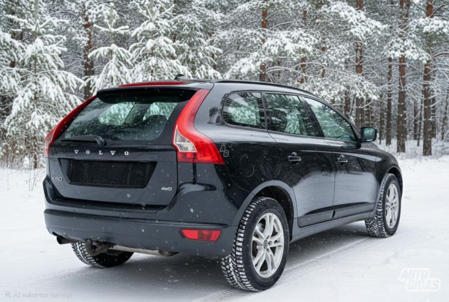 Melns Volvo XC60 2010 Mažeikiai, ar dzinēja tilpumu 2.40 L un nobraukumu 304 tūkst. km par 7750 €, foto 4 vietnē AUTOMOTO.COM.LV