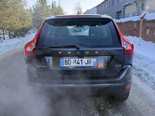 Melns Volvo XC60 2010 Tauragė, ar dzinēja tilpumu 1.98 L un nobraukumu 361 tūkst. km par 6700 €, foto 6 vietnē AUTOMOTO.COM.LV