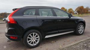 Melns Volvo XC60 2010 Kauņa, ar dzinēja tilpumu 2.40 L un nobraukumu 303 tūkst. km par 7200 €, foto 2 vietnē AUTOMOTO.COM.LV