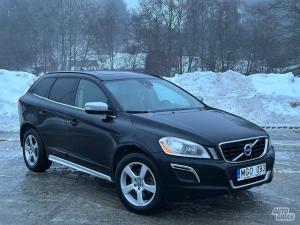Melns Volvo XC60 2010 Viļņa, ar dzinēja tilpumu 2.40 L un nobraukumu 305 tūkst. km par 6900 €, foto  vietnē AUTOMOTO.COM.LV
