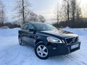 Melns Volvo XC60 2010 Kuldīga, ar dzinēja tilpumu 2.40 L un nobraukumu 230 tūkst. km par 8990 €, foto  vietnē AUTOMOTO.COM.LV