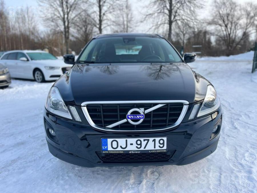 Melns Volvo XC60 2010 Kuldīga, ar dzinēja tilpumu 2.40 L un nobraukumu 230 tūkst. km par 8990 €, foto 8 vietnē AUTOMOTO.COM.LV