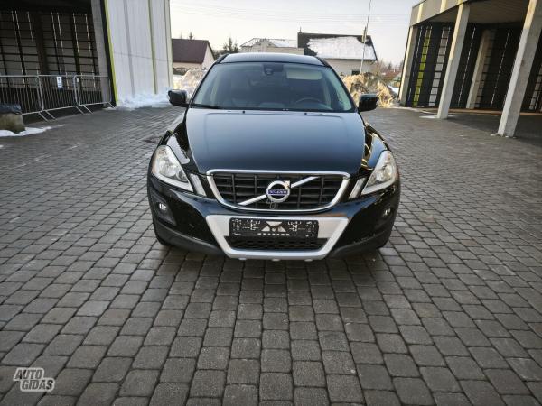 Melns Volvo XC60 2010 Raseiniai, ar dzinēja tilpumu 2.40 L un nobraukumu 292 tūkst. km par 6900 €, foto 1 vietnē AUTOMOTO.COM.LV