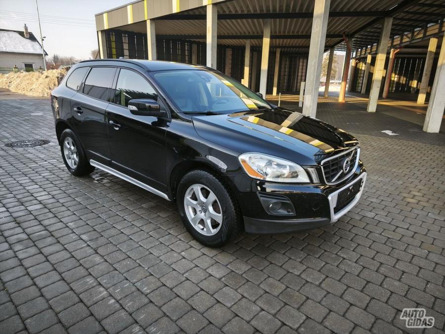 Melns Volvo XC60 2010 Raseiniai, ar dzinēja tilpumu 2.40 L un nobraukumu 292 tūkst. km par 6900 €, foto 2 vietnē AUTOMOTO.COM.LV