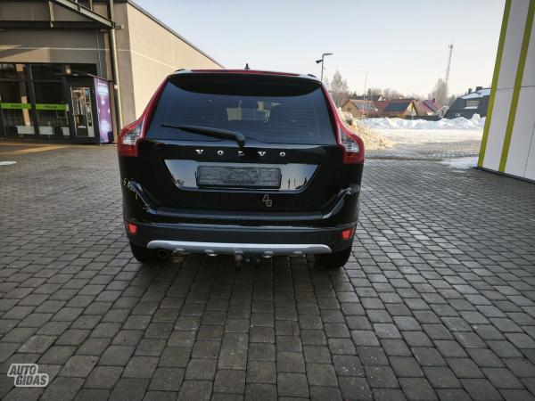 Melns Volvo XC60 2010 Raseiniai, ar dzinēja tilpumu 2.40 L un nobraukumu 292 tūkst. km par 6800 €, foto 5 vietnē AUTOMOTO.COM.LV