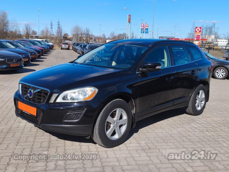 Black Volvo XC60 2010 in Tartu, with an engine capacity of 2.00 L and mileage of 209 thousand km for 9990 €, photo 1 on AUTOMOTO.COM.LV
