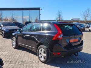 Black Volvo XC60 2010 in Tartu, with an engine capacity of 2.00 L and mileage of 209 thousand km for 9990 €, photo 3 on AUTOMOTO.COM.LV