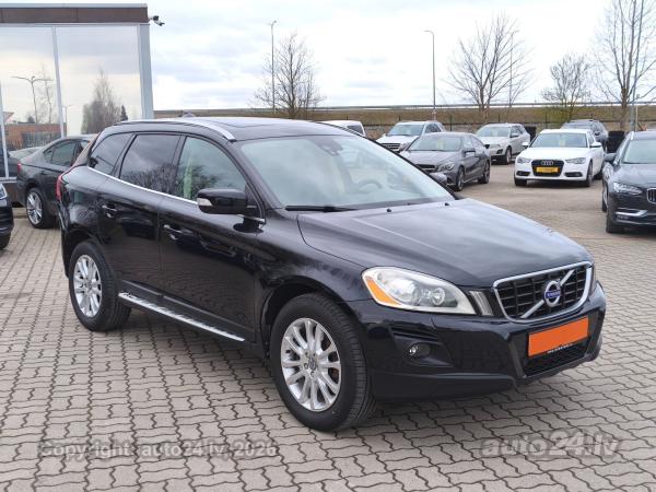 Black Volvo XC60 2010 in Tartu, with an engine capacity of 2.40 L and mileage of 264 thousand km for 9490 €, photo 8 on AUTOMOTO.COM.LV