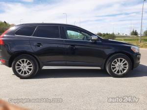 Melns Volvo XC60 2010 Tartu, ar dzinēja tilpumu 2.00 L un nobraukumu 174 tūkst. km par 10200 €, foto 10 vietnē AUTOMOTO.COM.LV