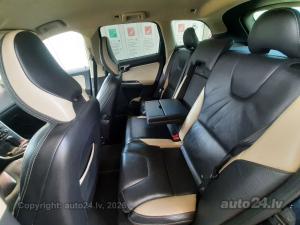 Melns Volvo XC60 2010 Tartu, ar dzinēja tilpumu 2.00 L un nobraukumu 174 tūkst. km par 10200 €, foto 16 vietnē AUTOMOTO.COM.LV