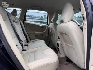 Black Volvo XC60 2010 in Vilnius, with an engine capacity of 2.40 L and mileage of 302 thousand km for 5700 €, photo 11 on AUTOMOTO.COM.LV