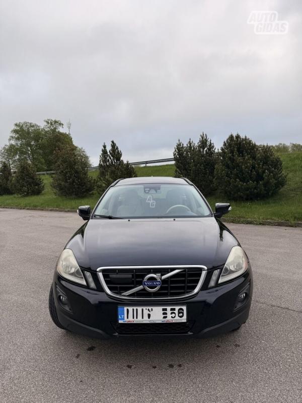 Black Volvo XC60 2010 in Kaunas, with an engine capacity of 2.40 L and mileage of 387 thousand km for 6900 €, photo 1 on AUTOMOTO.COM.LV