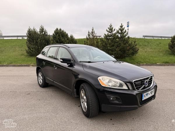 Black Volvo XC60 2010 in Kaunas, with an engine capacity of 2.40 L and mileage of 387 thousand km for 6900 €, photo 6 on AUTOMOTO.COM.LV