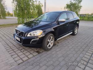 Melns Volvo XC60 2010 Tallina, ar dzinēja tilpumu 2.40 L un nobraukumu 345 tūkst. km par 7800 €, foto  vietnē AUTOMOTO.COM.LV